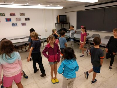 Uni Primary Images 2-3